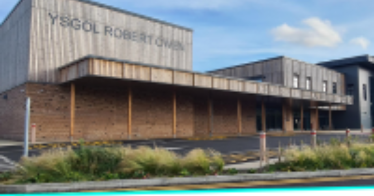 New era begins for Ysgol Robert Owen - Powys County Council